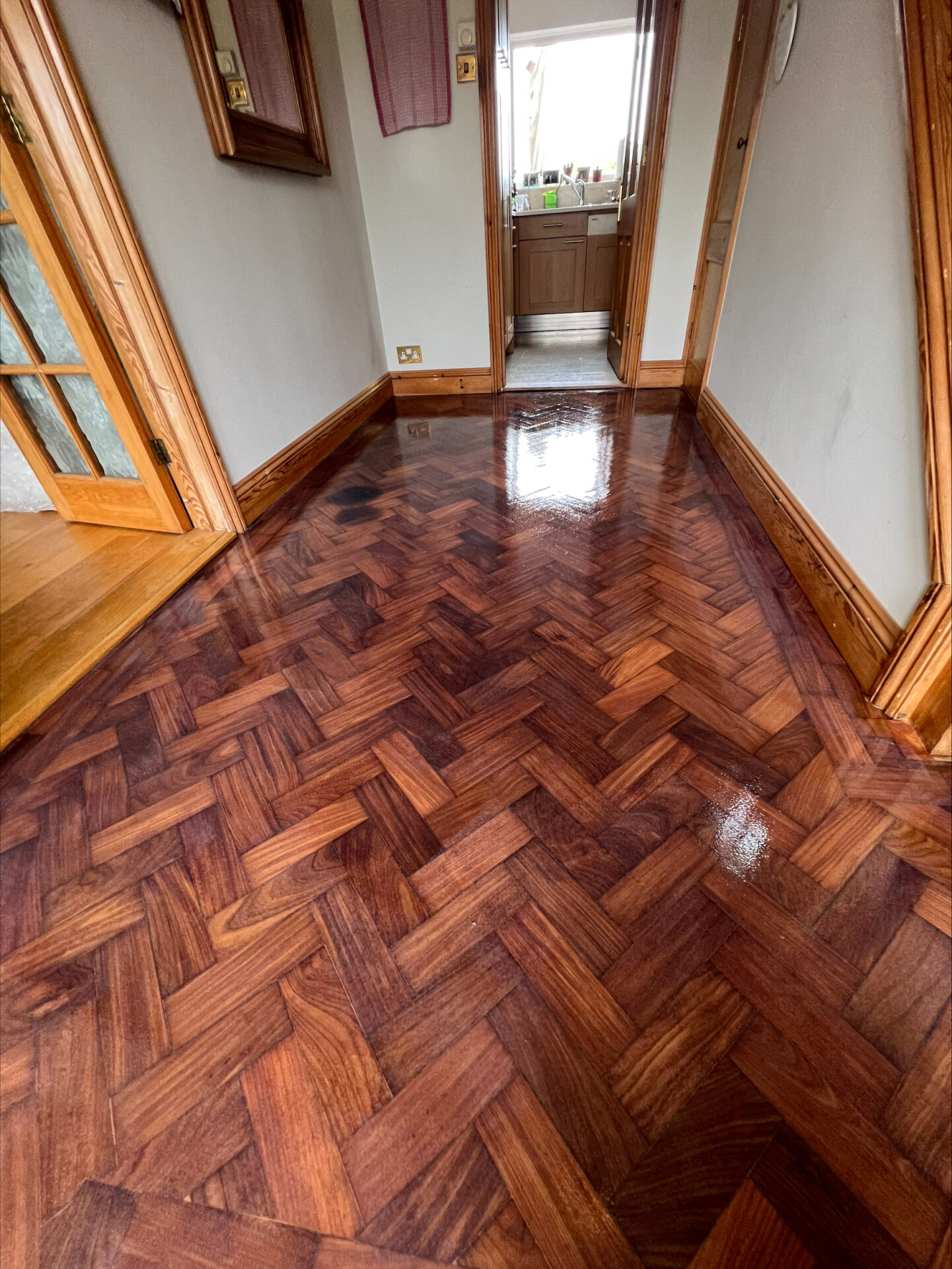 Reclaimed Parquet: Top 5 Pros And Cons You Need To Know | Mr Sander®