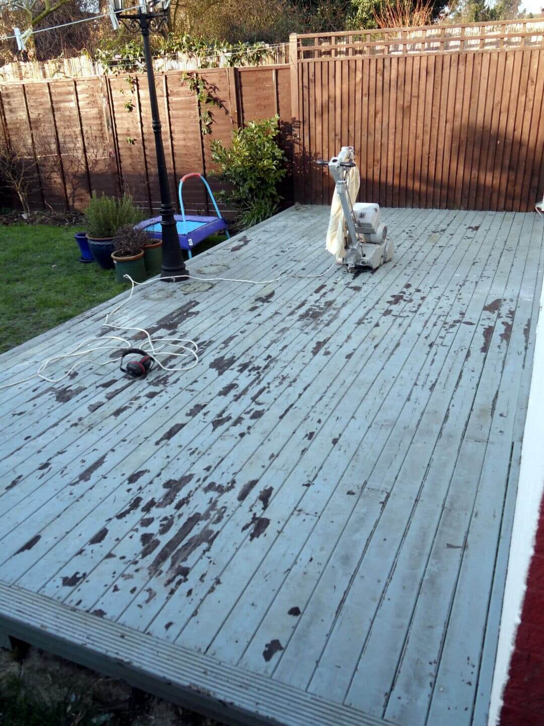 How To Sand A Large Deck: Tips And Tricks | Mr Sander®