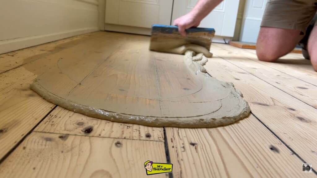 Should you leave gaps between floorboards? - Mr Sander®
