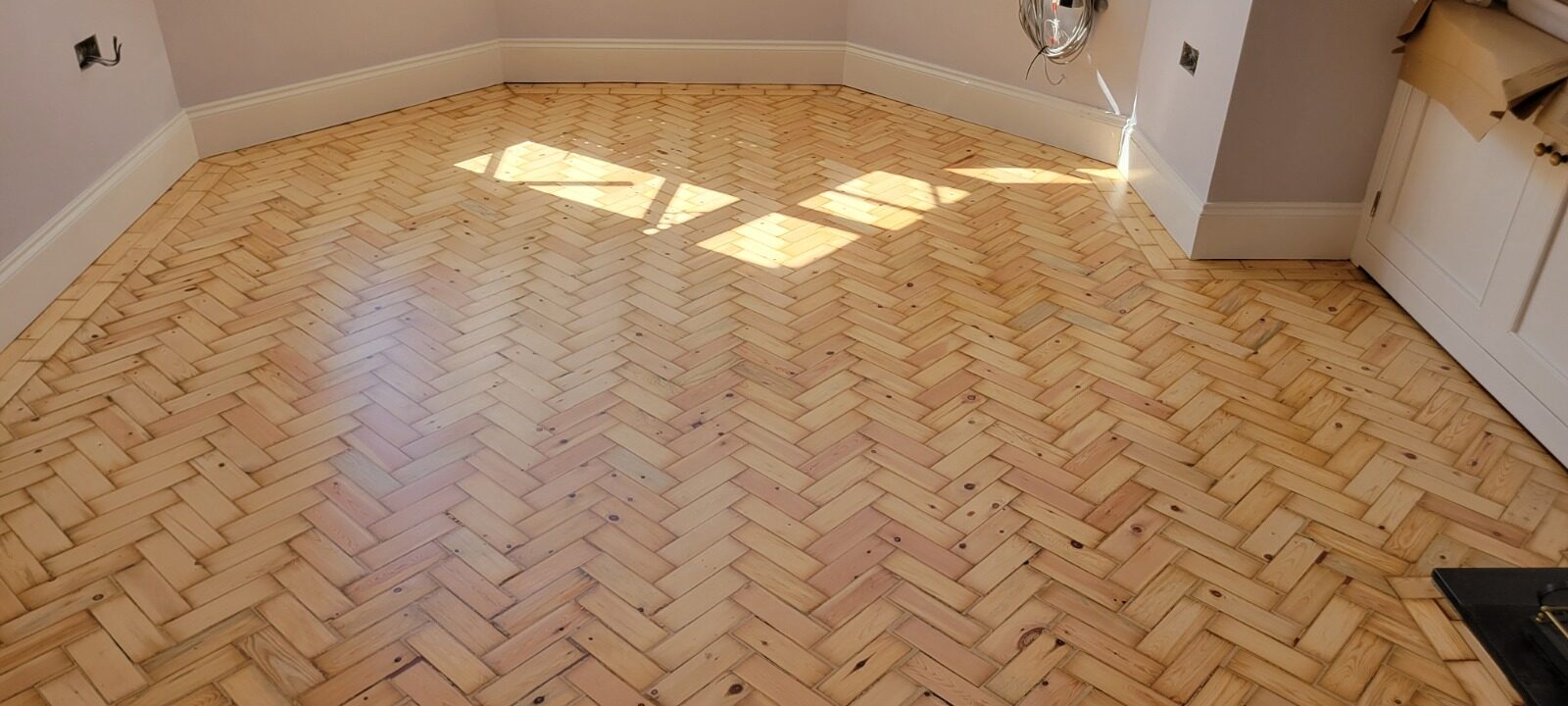 Parquet Borders: Make Rooms Look Custom | Mr Sander®
