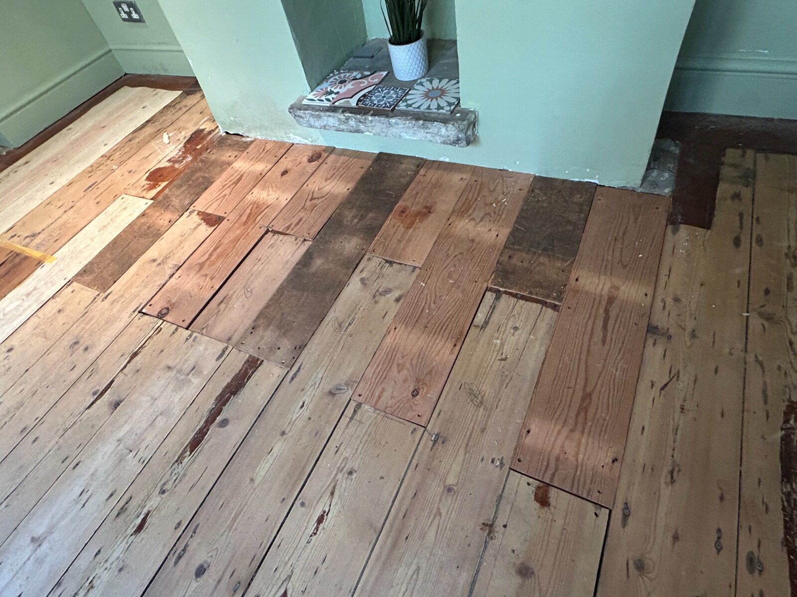 Patch Repairs Before Sanding: When To Replace Boards | Mr Sander®