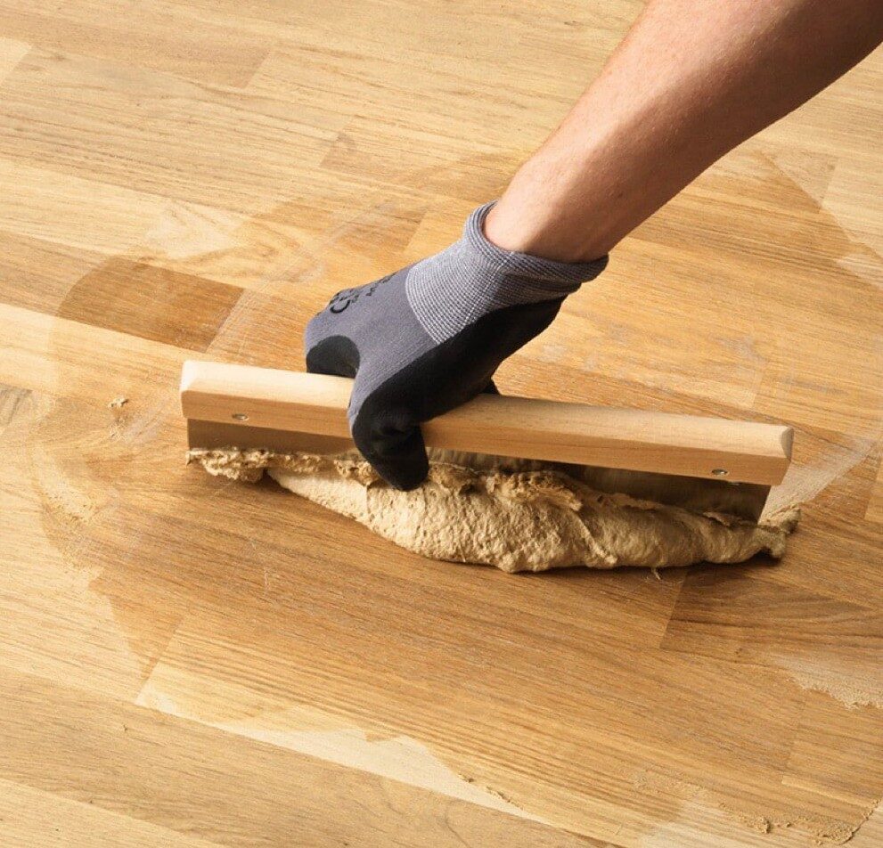 Repairing Scratches On Hardwood Floors – 5 Ultimate Fixes